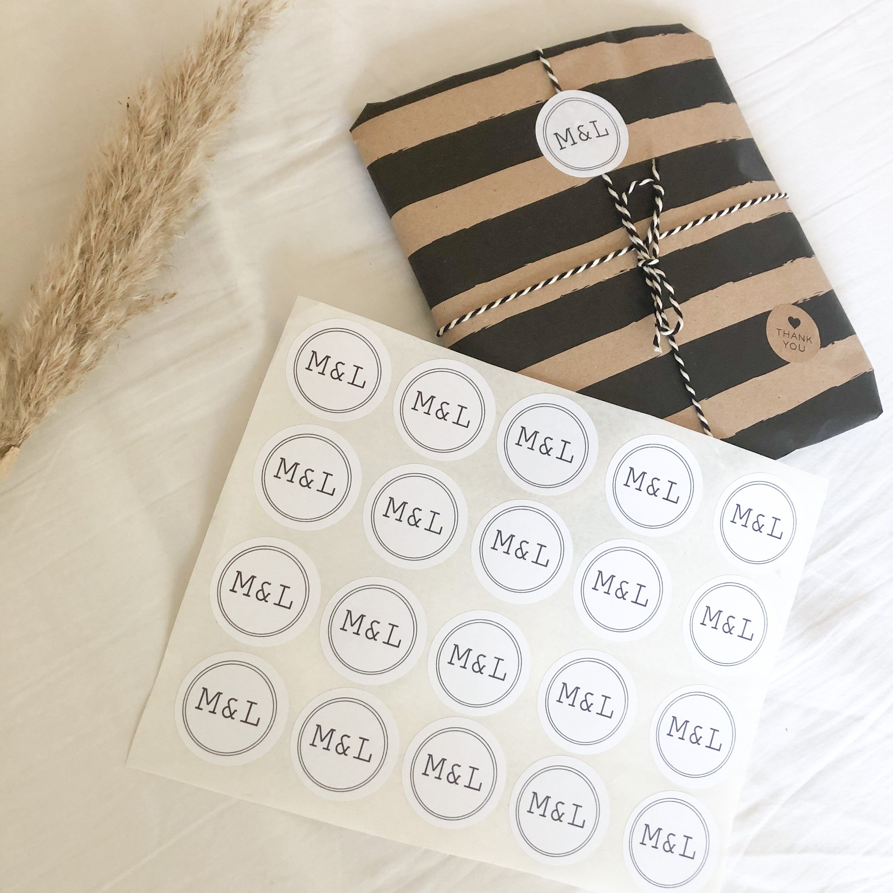 Logostickers op vel | Logosticker bestellen – Strijklogo's-enzo